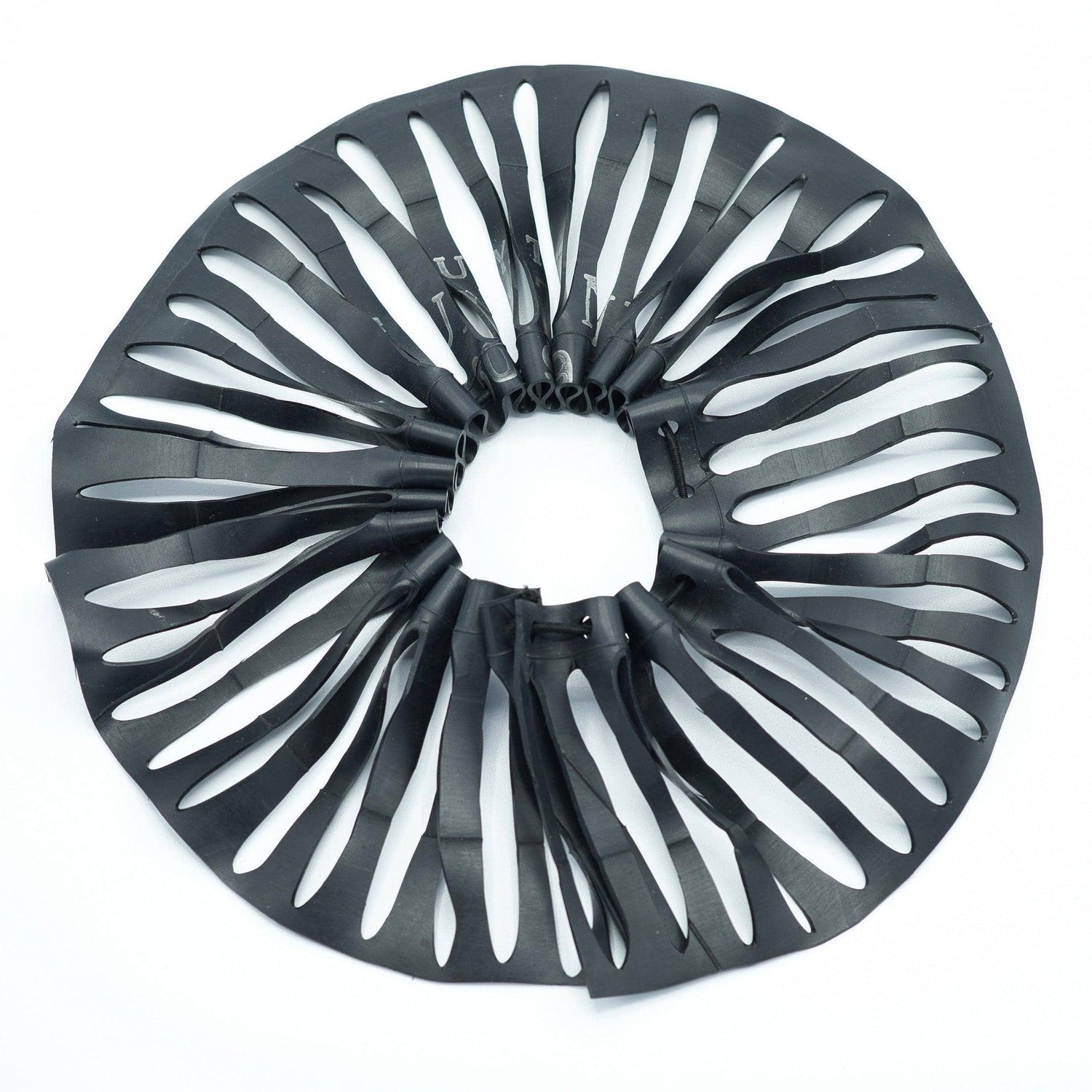 Frilly cuff bracelet in recycled rubber – BEVERLY SMART